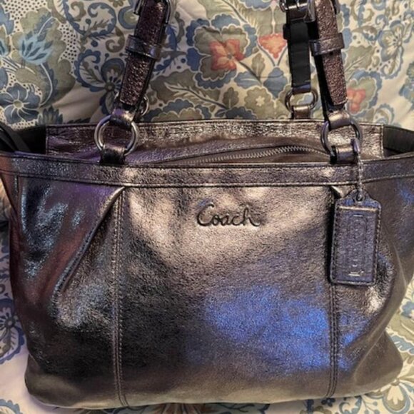 Coach | Bags | Coach Gallery F7721 Metallic Silver Leather Medium East ...